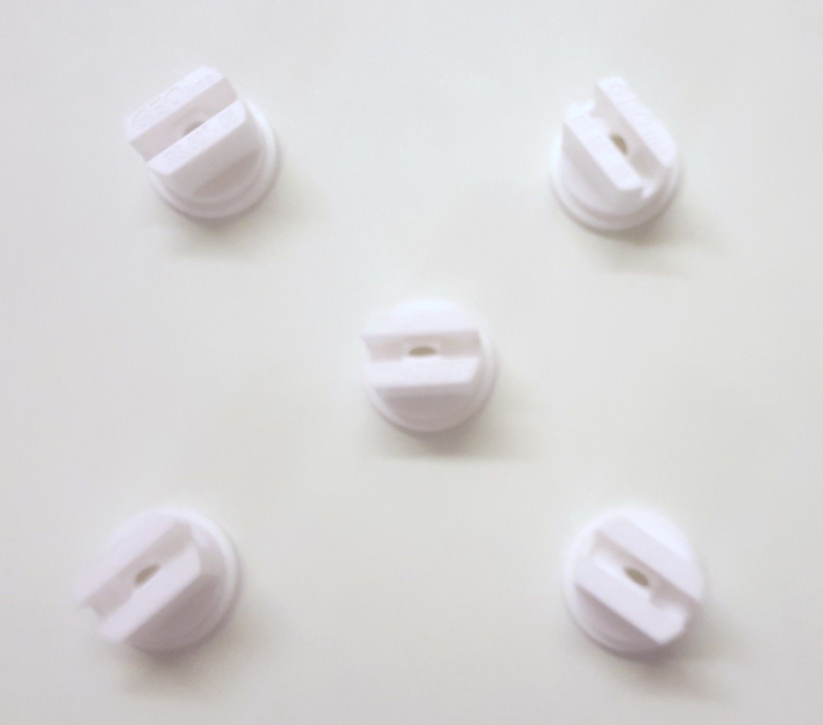 5x White 80 Nozzles